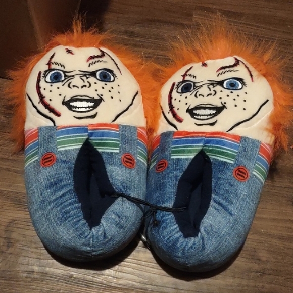 Spirit Halloween Store | Shoes | Spirit Cozy Chucky Plush Slippers ...